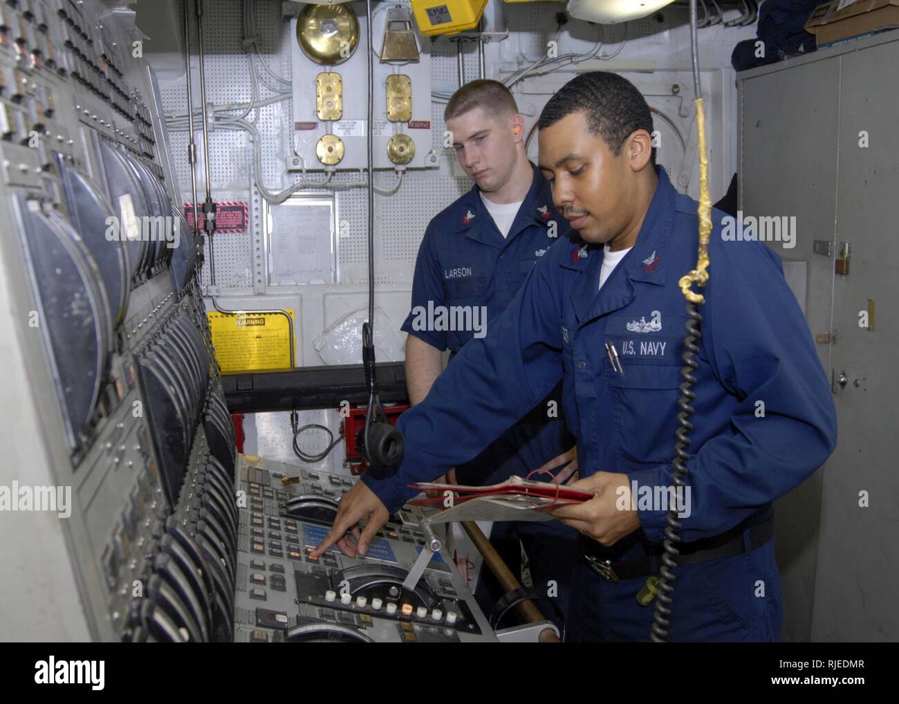Petty Officer 1st Class Daniel Citizen, an engineman, from Lafayette ...