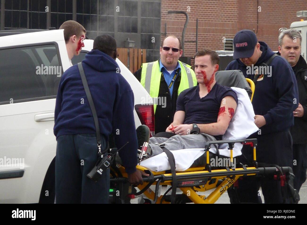 Gunshot victim hi-res stock photography and images - Alamy