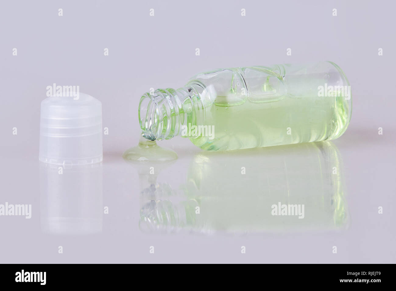 Pouring water into a wash basin hi-res stock photography and images - Alamy