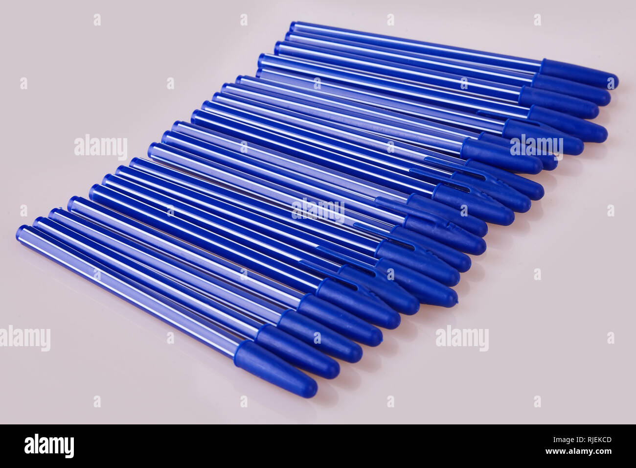 Bic ballpoint pen hi-res stock photography and images - Alamy