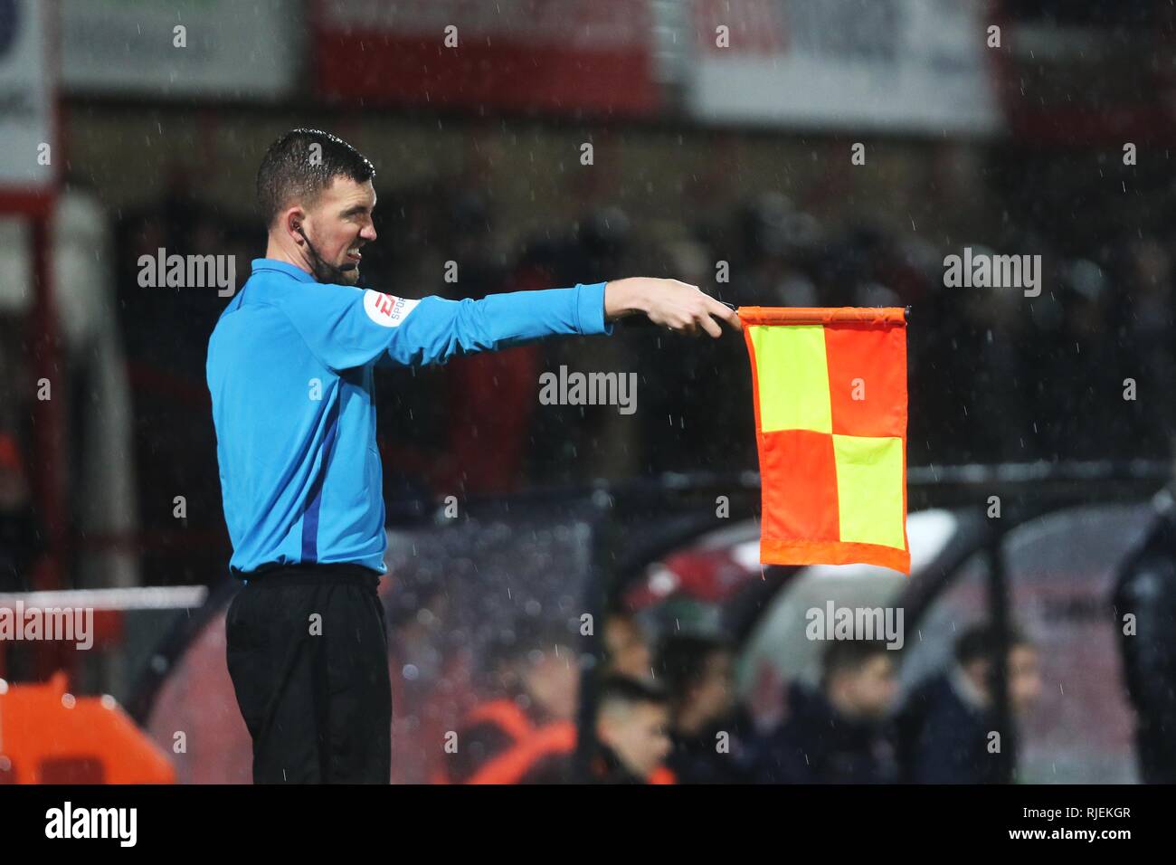 Assistant referee / Linesman/ Lino / Ref / Referee / League two ...