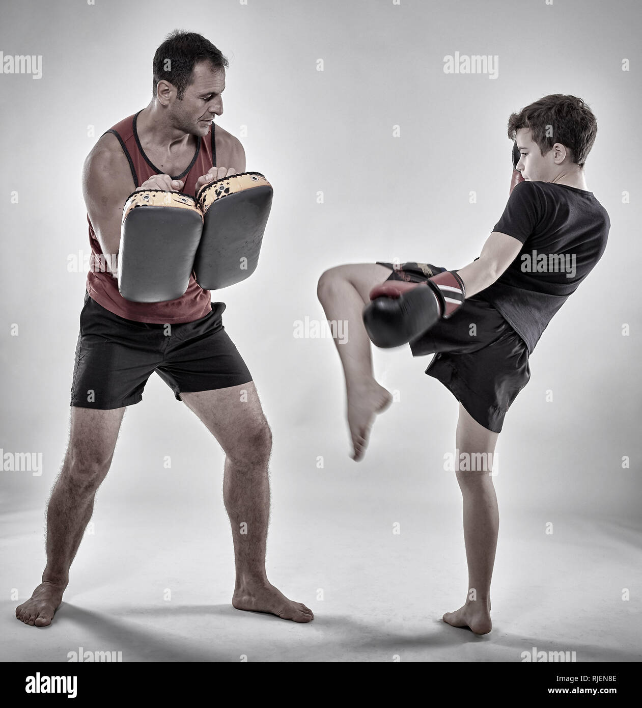 Kickbox fight hi-res stock photography and images - Alamy