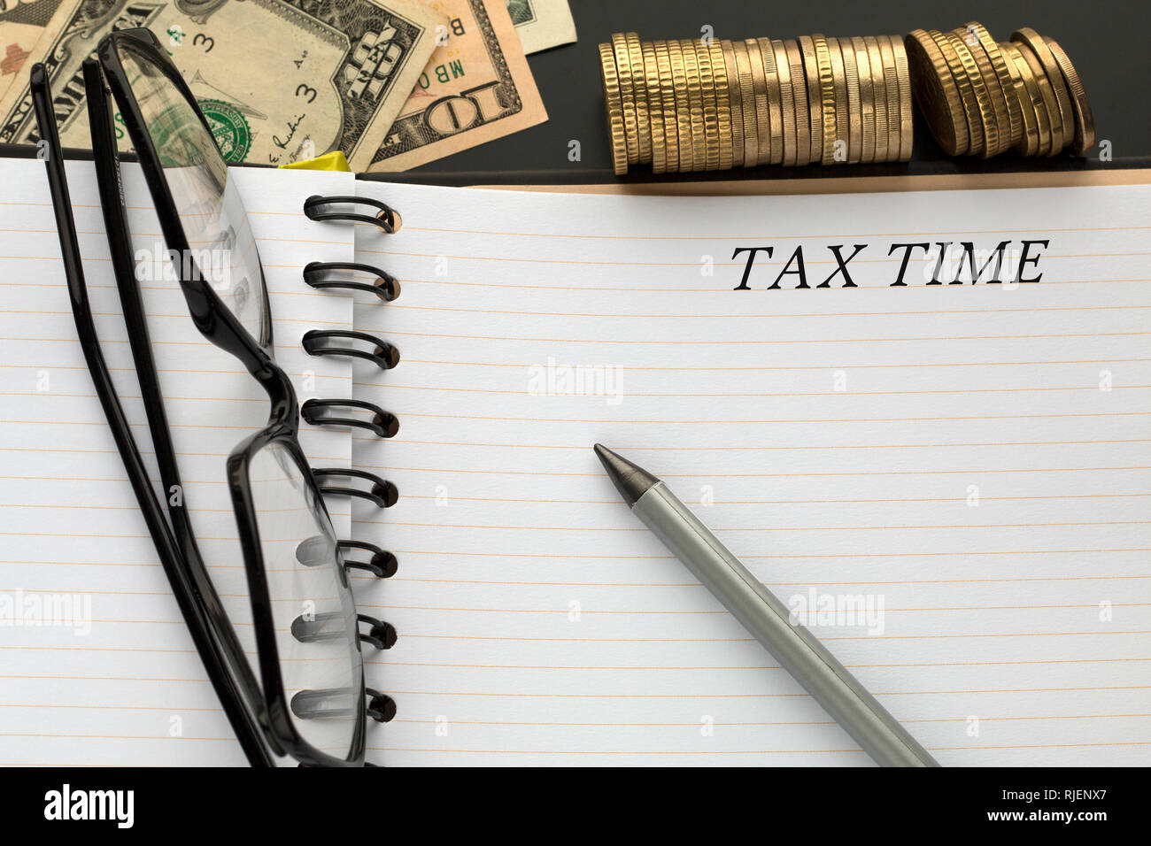 Time calculation hi-res stock photography and images - Alamy