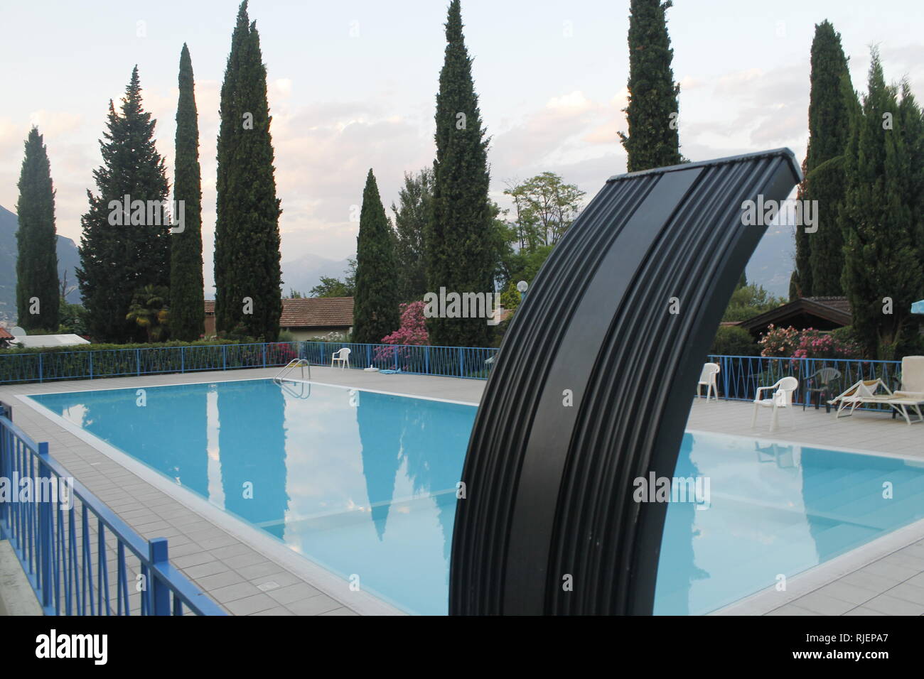 Empty outdoor swimming pool, public swimming pool Stock Photo - Alamy