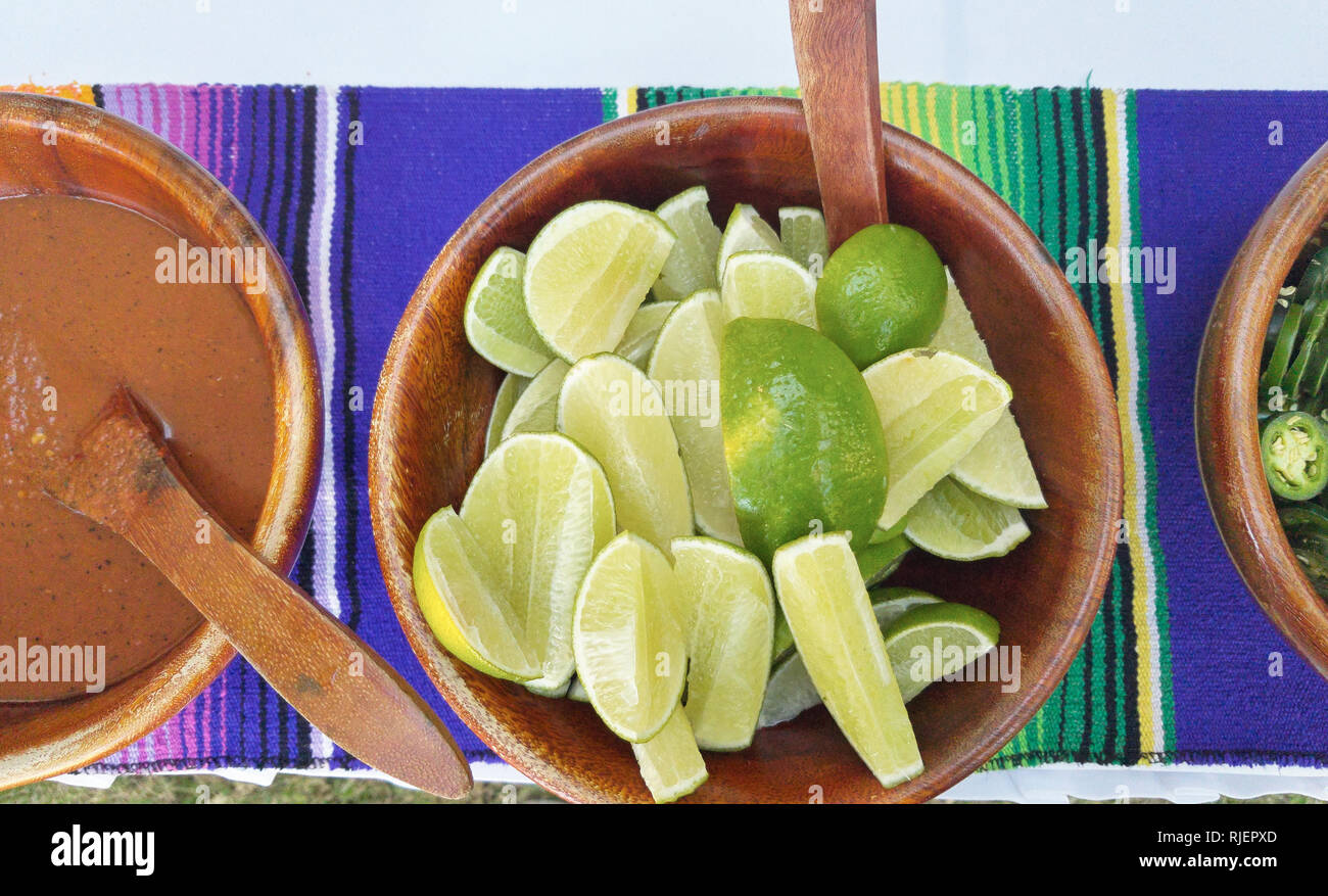 Top view green bowl hi-res stock photography and images - Alamy