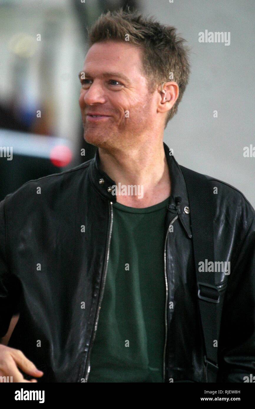 Bryan Adams 7-24-2004 Photo By John Barrett/PHOTOlink/MediaPunch Stock ...