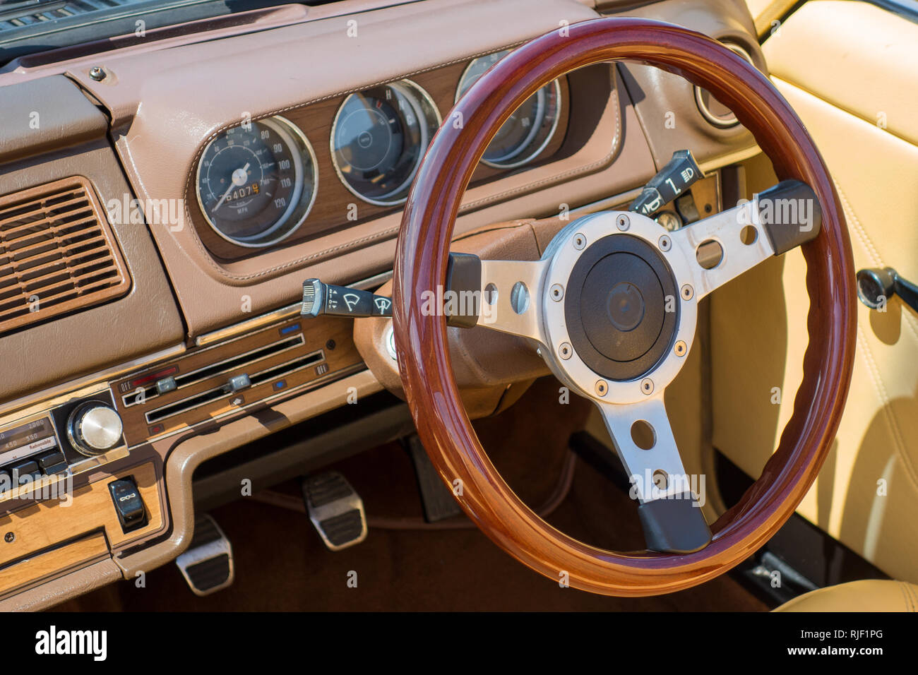 Morris marina hi-res stock photography and images - Alamy