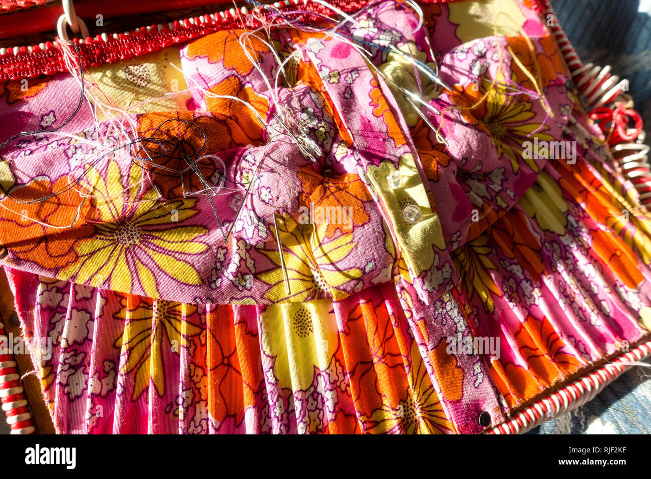 sewing box with needles, pins, and threads UK Stock Photo - Alamy