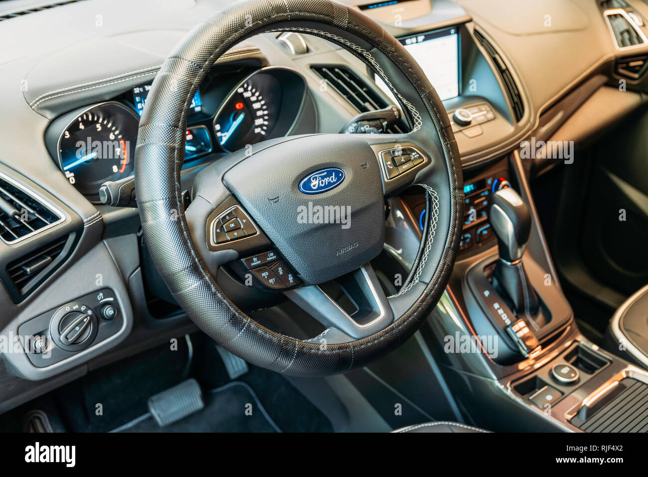 Car dash board hi-res stock photography and images - Alamy