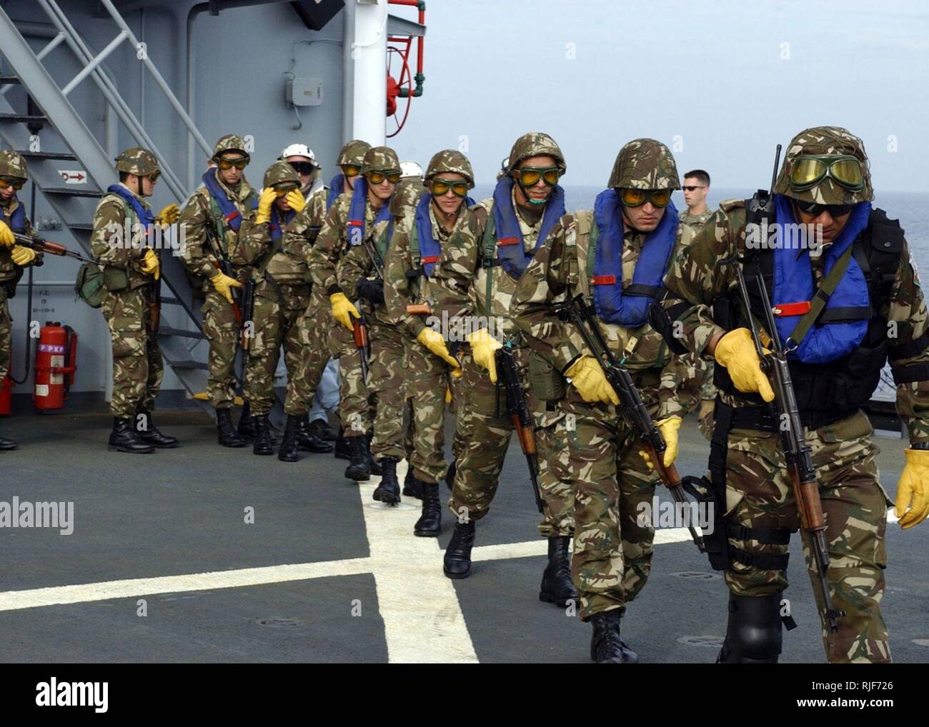 ATLANTIC OCEAN (April 19, 2007) - Algerian Sailors conduct Maritime ...