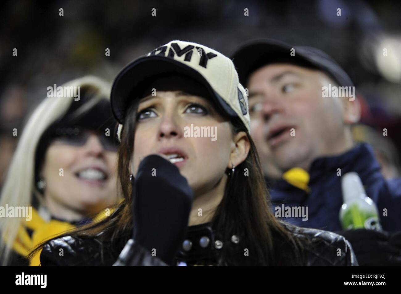 College football: army vs navy hi-res stock photography and images - Alamy