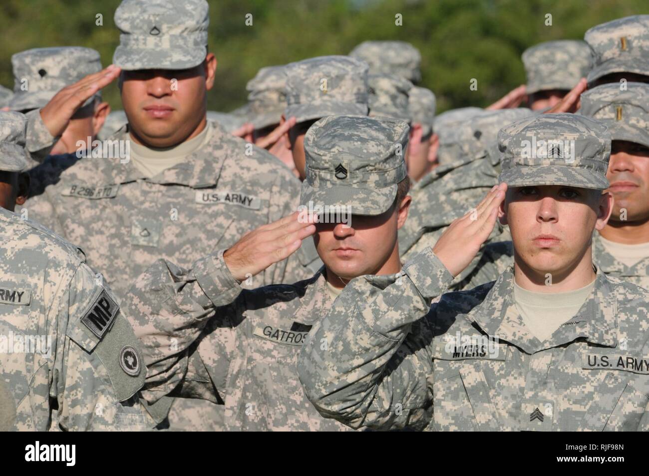 GUANTANAMO BAY, Cuba- Joint Task Force Guantanamo Soldiers salute ...