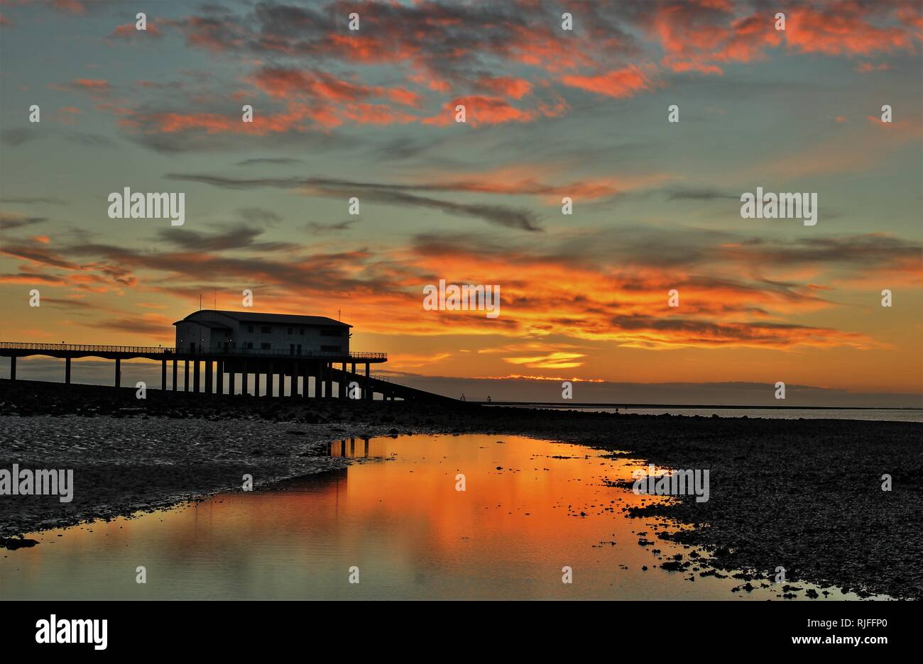 UK Roa Island, Rampside Cumbrian Coast. Sunrise from Roa Island ...