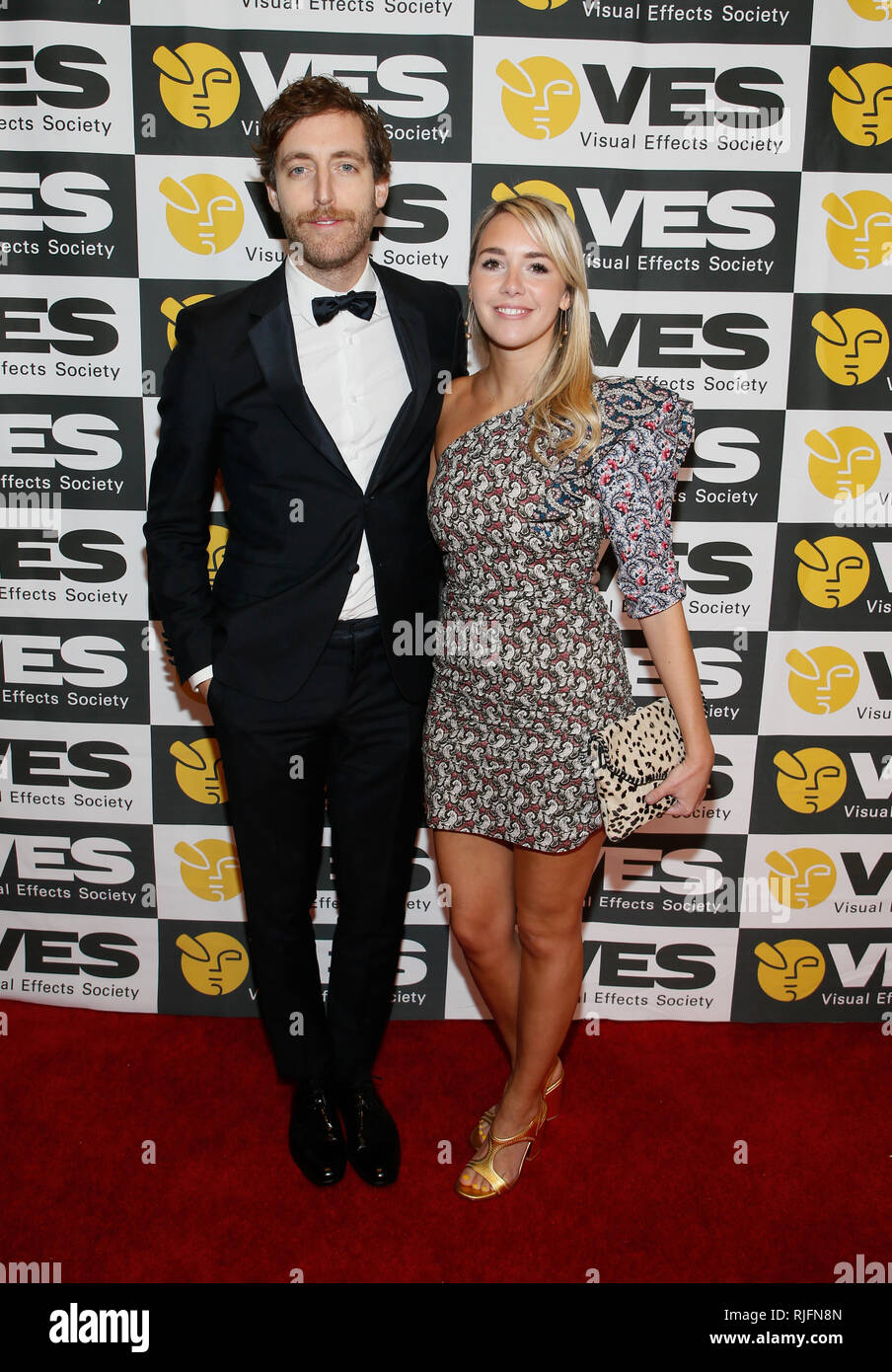 Actor Thomas Middleditch and wife Mollie Gates pose at the 17th annual ...