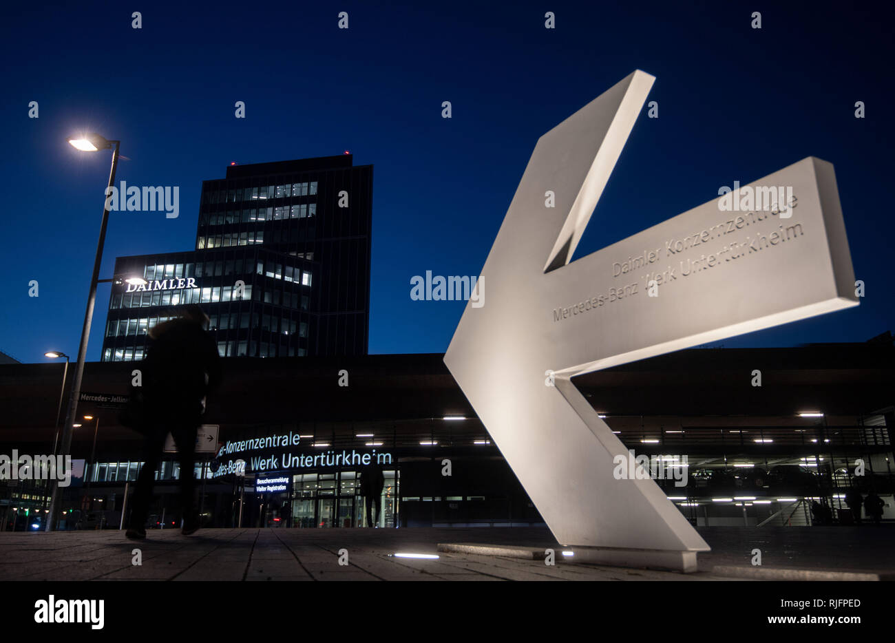 Daimler headquarters in stuttgart germany hi-res stock photography and ...