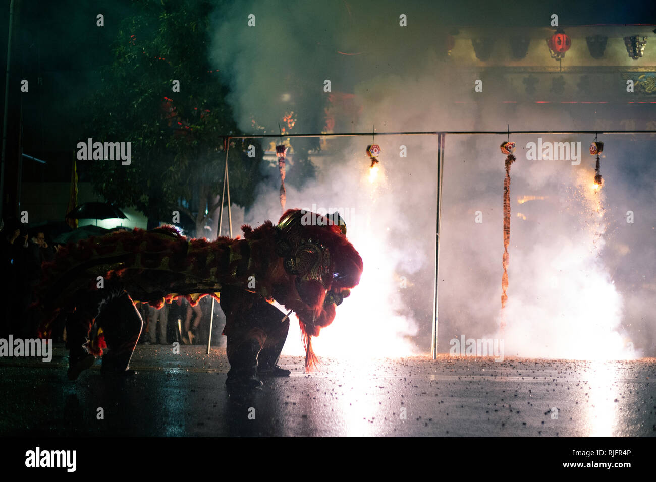 Los Angeles, California, USA. 4th February, 2019. Lion Dance in front ...