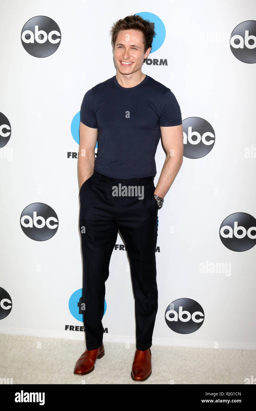 LOS ANGELES - FEB 5: Graeme King at the Disney ABC Television Winter ...