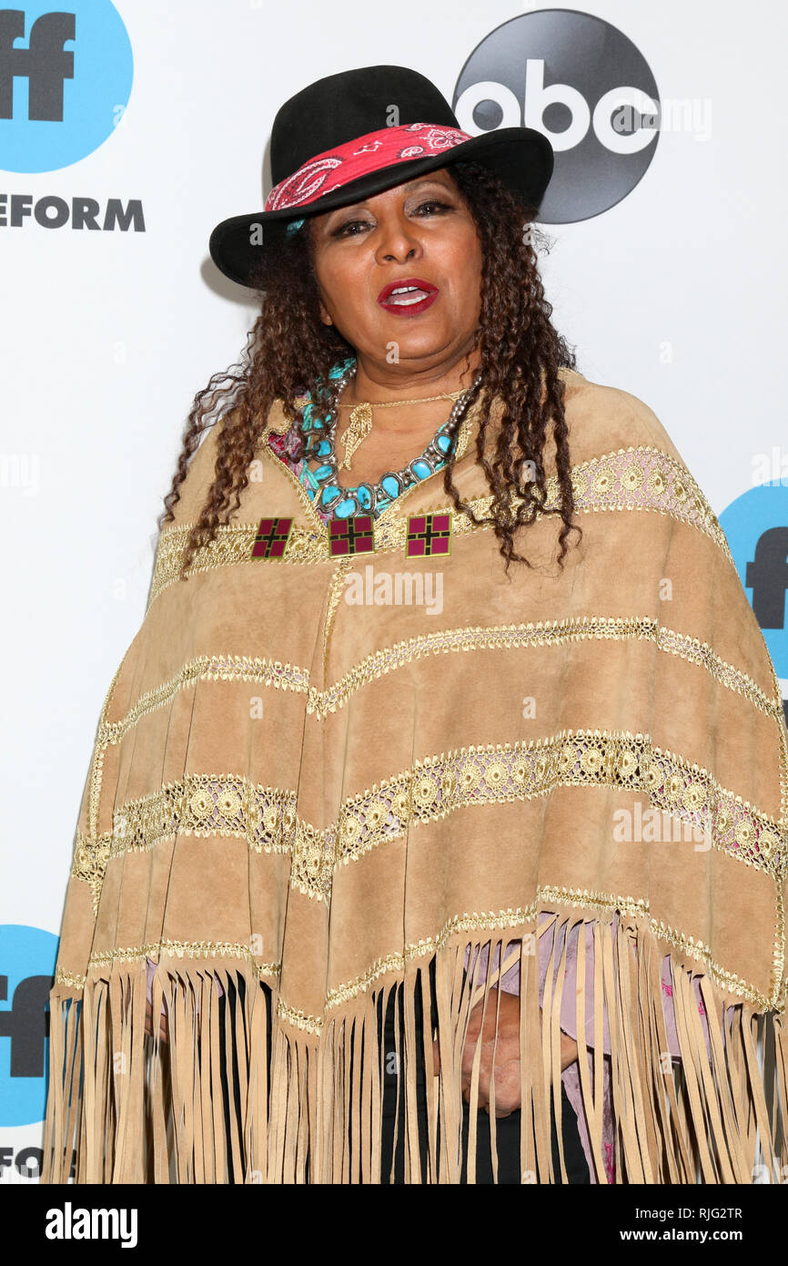 Pam grier los angeles usa hi-res stock photography and images - Alamy