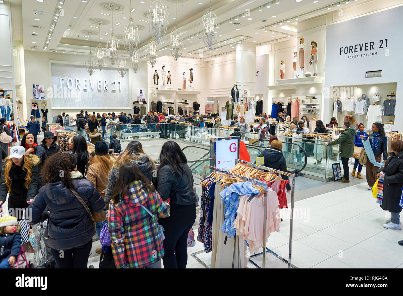 NEW YORK - MARCH 19, 2016: inside of Forever 21 in New-York. Forever 21 ...