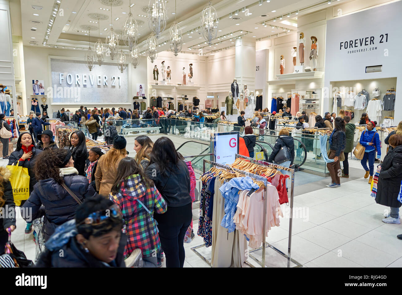 NEW YORK - MARCH 19, 2016: inside of Forever 21 in New-York. Forever 21 ...