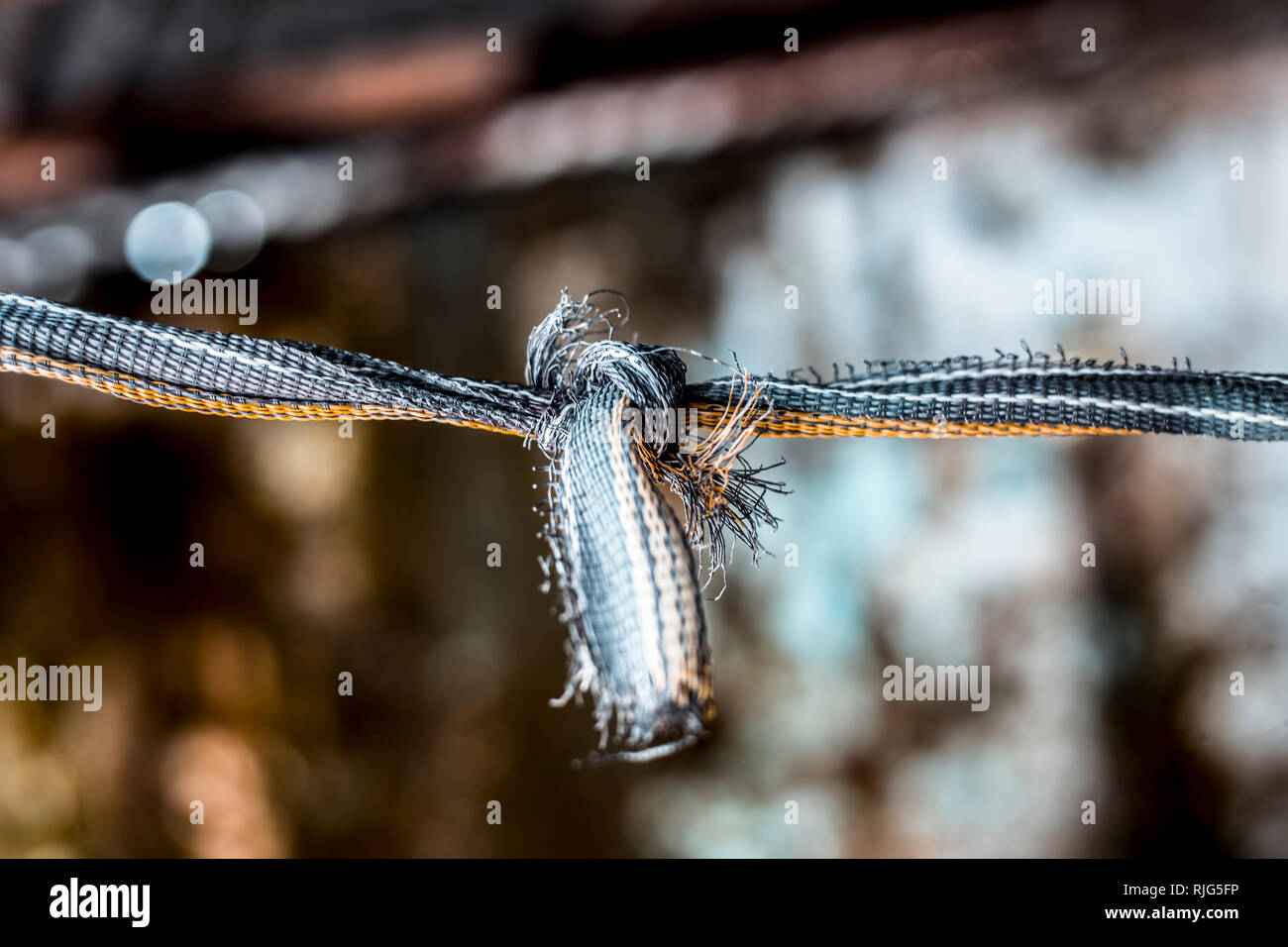 Close up of knot on the old cloth washing line Stock Photo - Alamy