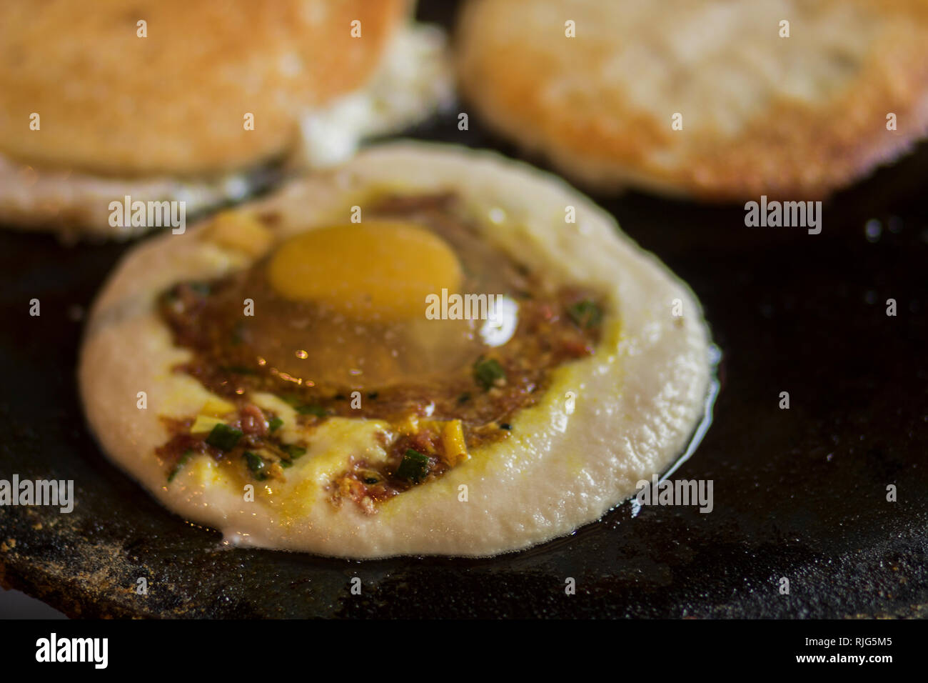 Newari culture hi-res stock photography and images - Alamy