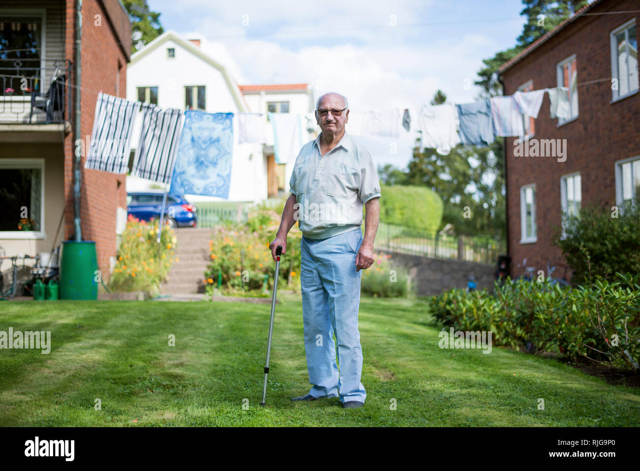 Man with his house hi-res stock photography and images - Alamy