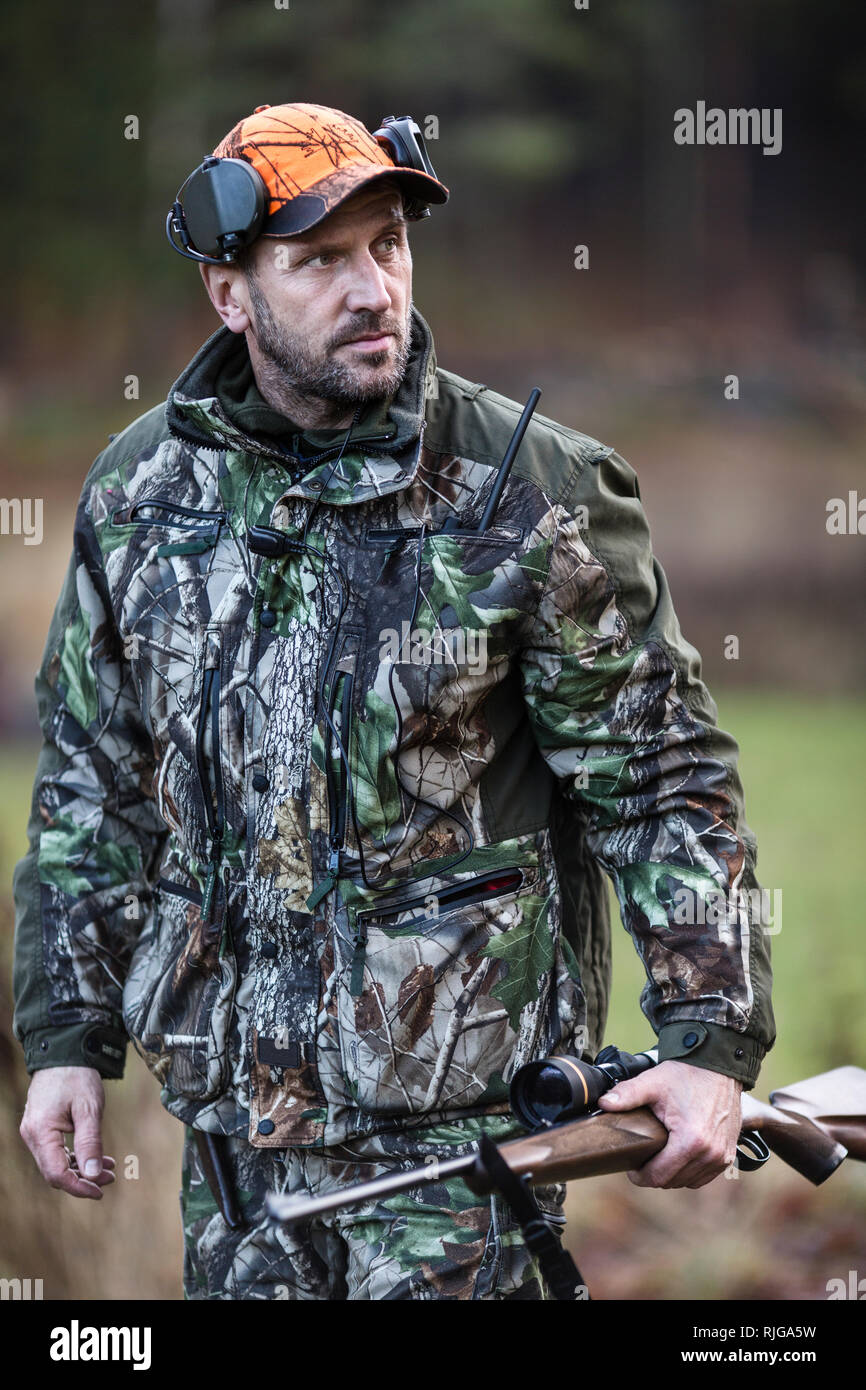Scandinavian hunter hi-res stock photography and images - Alamy
