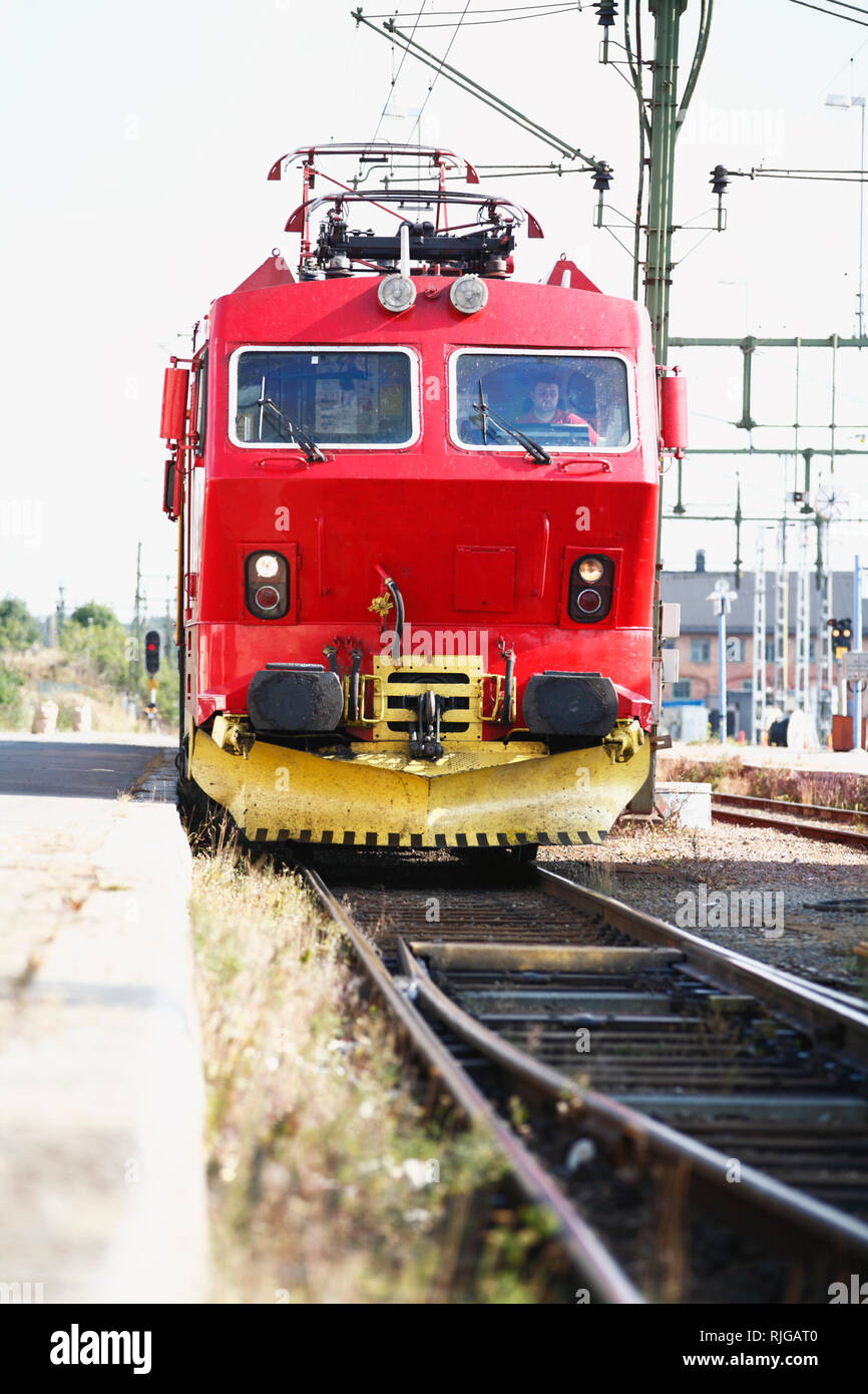 Red train tracks hi-res stock photography and images - Alamy