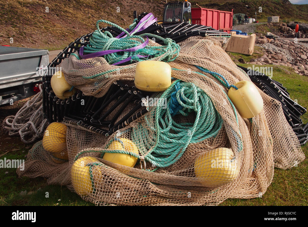 Pile trailer nets hi-res stock photography and images - Alamy