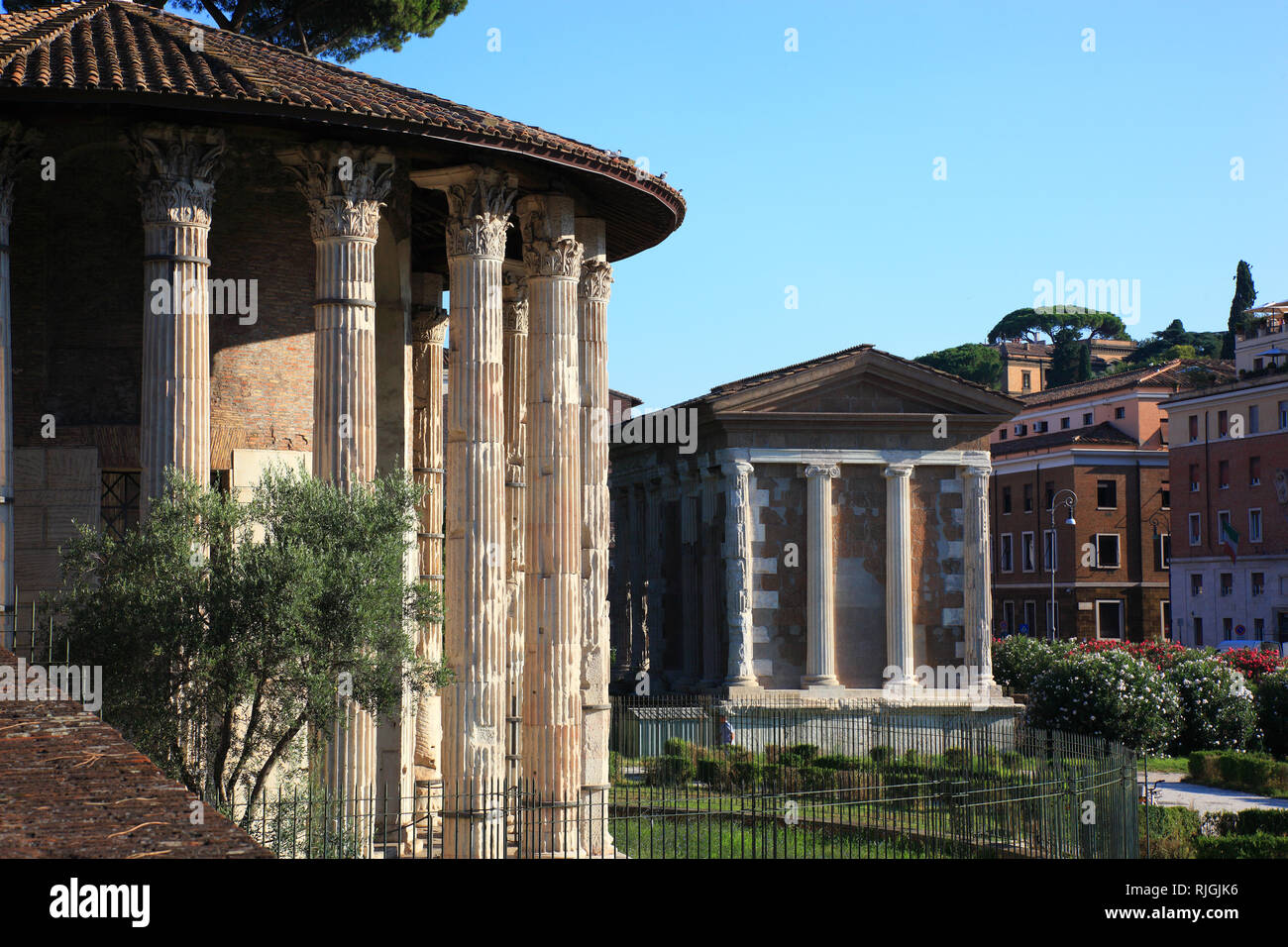 Square of the Mouth of Truth, Piazza della Bocca della Verita, Tempio ...