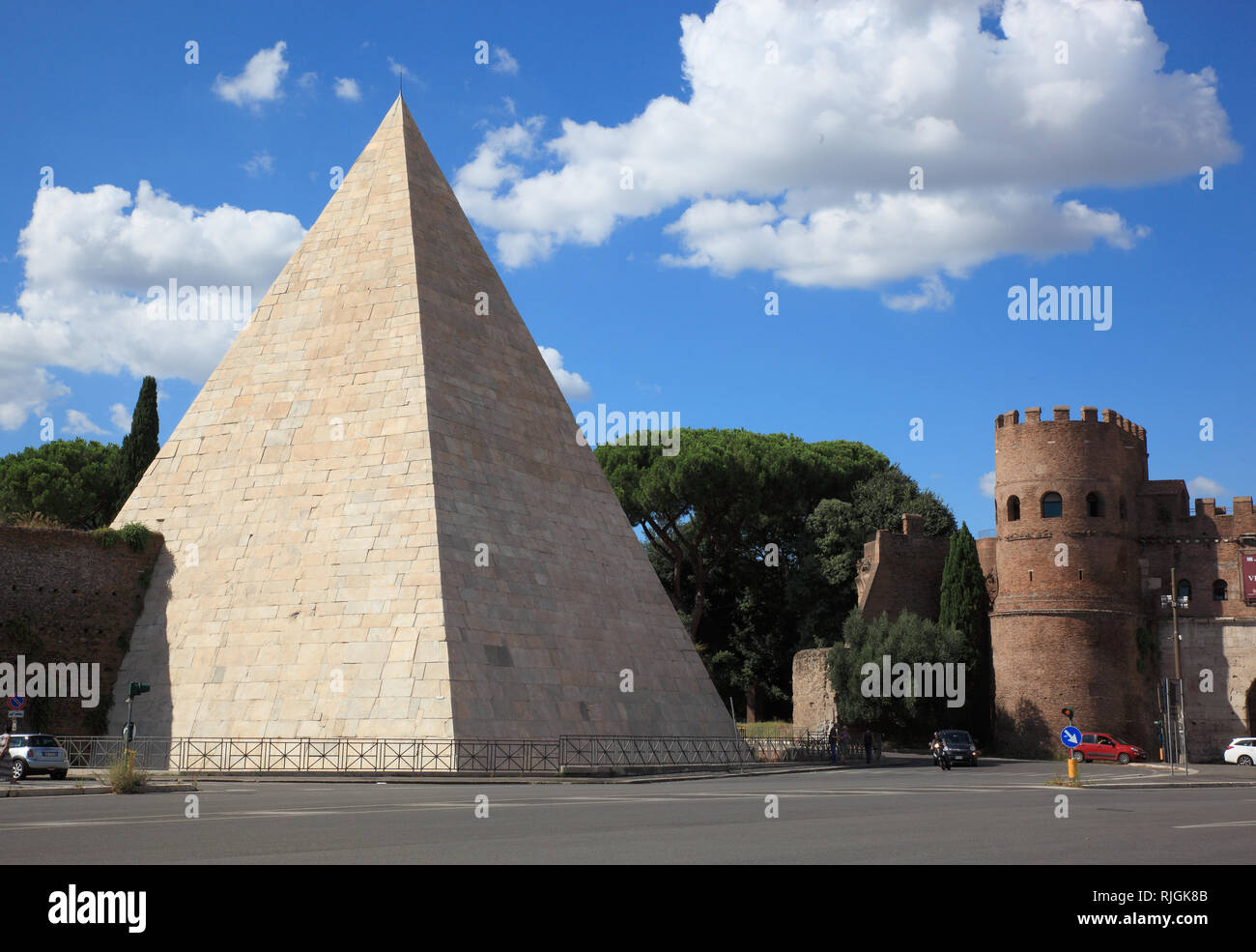 Pyramid of Cestius, Piramide di Caio Cestio or Piramide Cestia, built ...