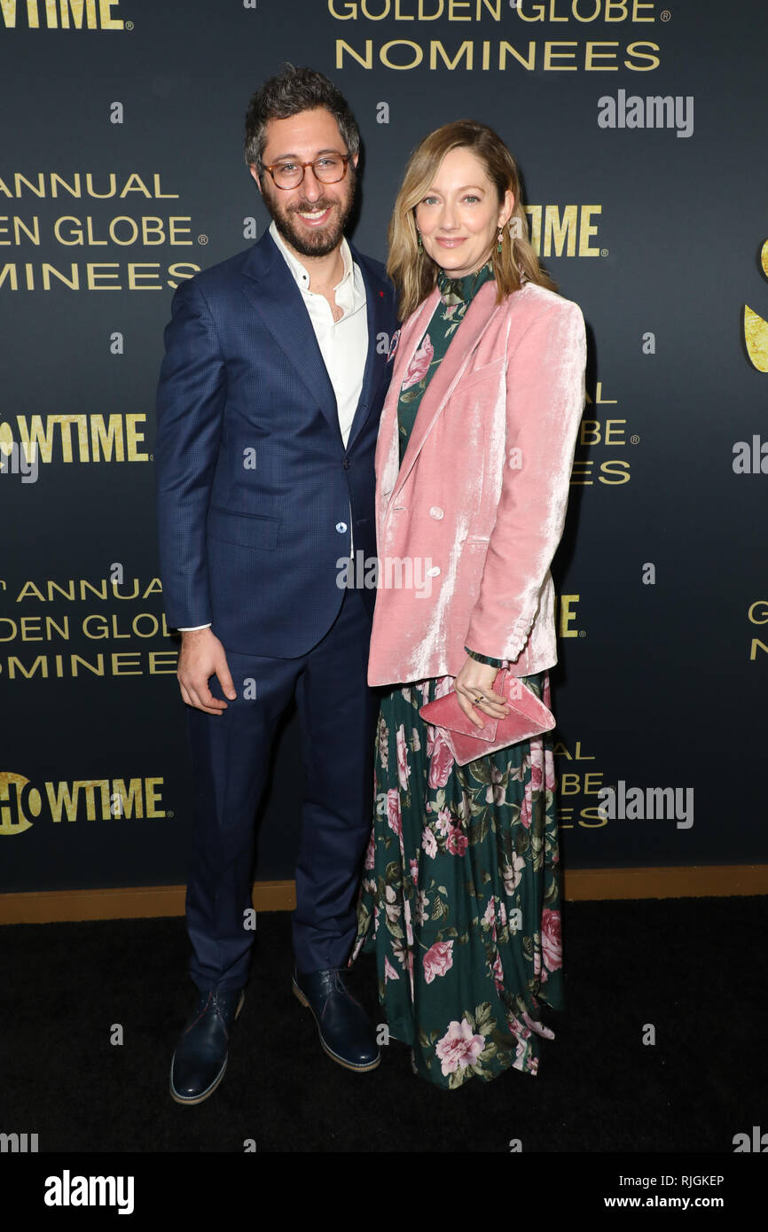 Judy greer golden globes hi-res stock photography and images - Alamy