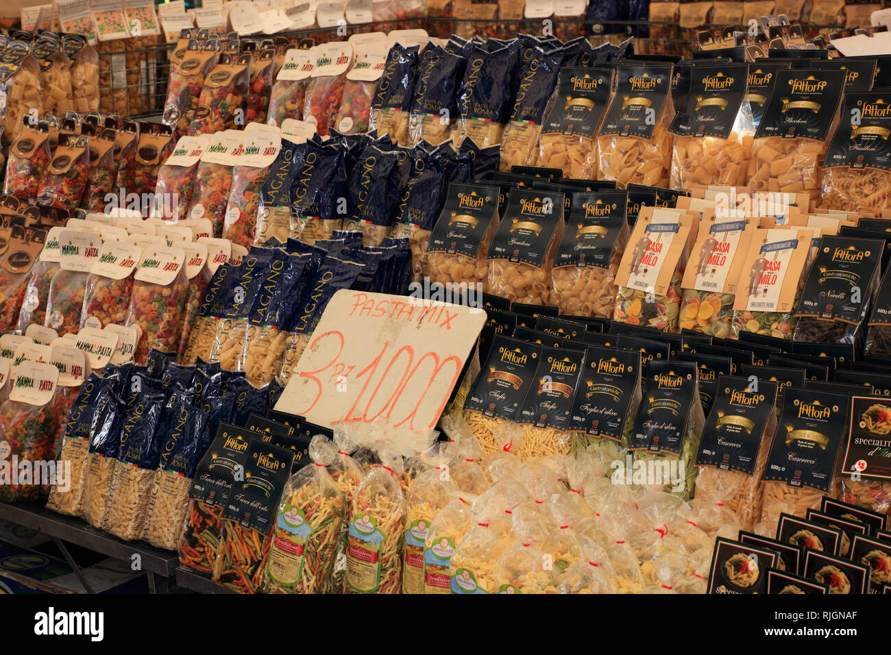 Italienische pasta hi-res stock photography and images - Alamy