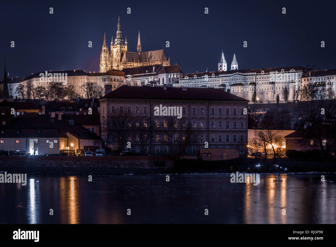 Czech capitol city Prague and river Vltava, Prague castle at night ...