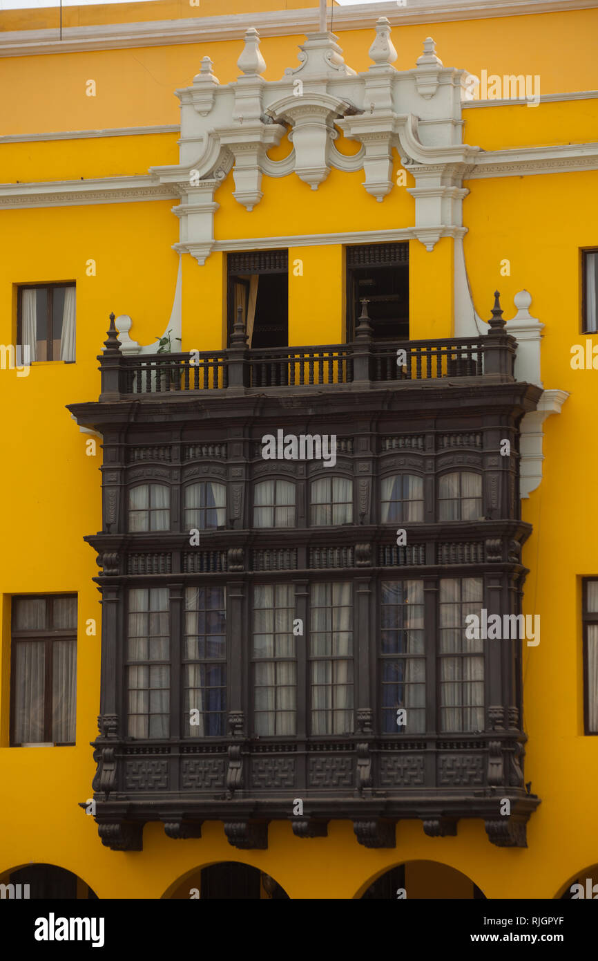 Traditional balconies in Lima,Peru Stock Photo - Alamy