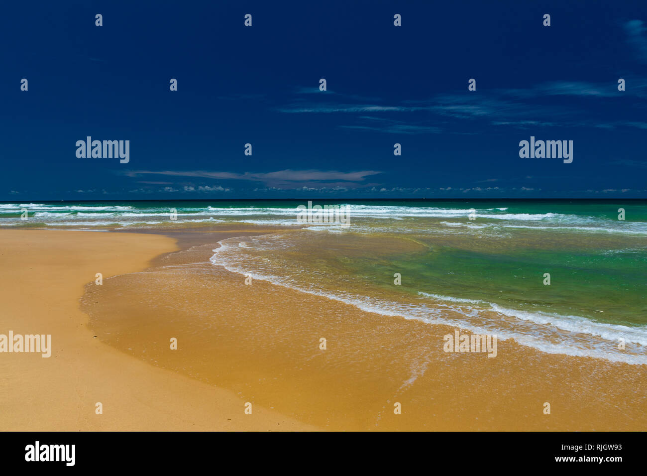 Sandy beach at Currimundi Lake, Caloundra, Sunshine Coast, Queensland ...