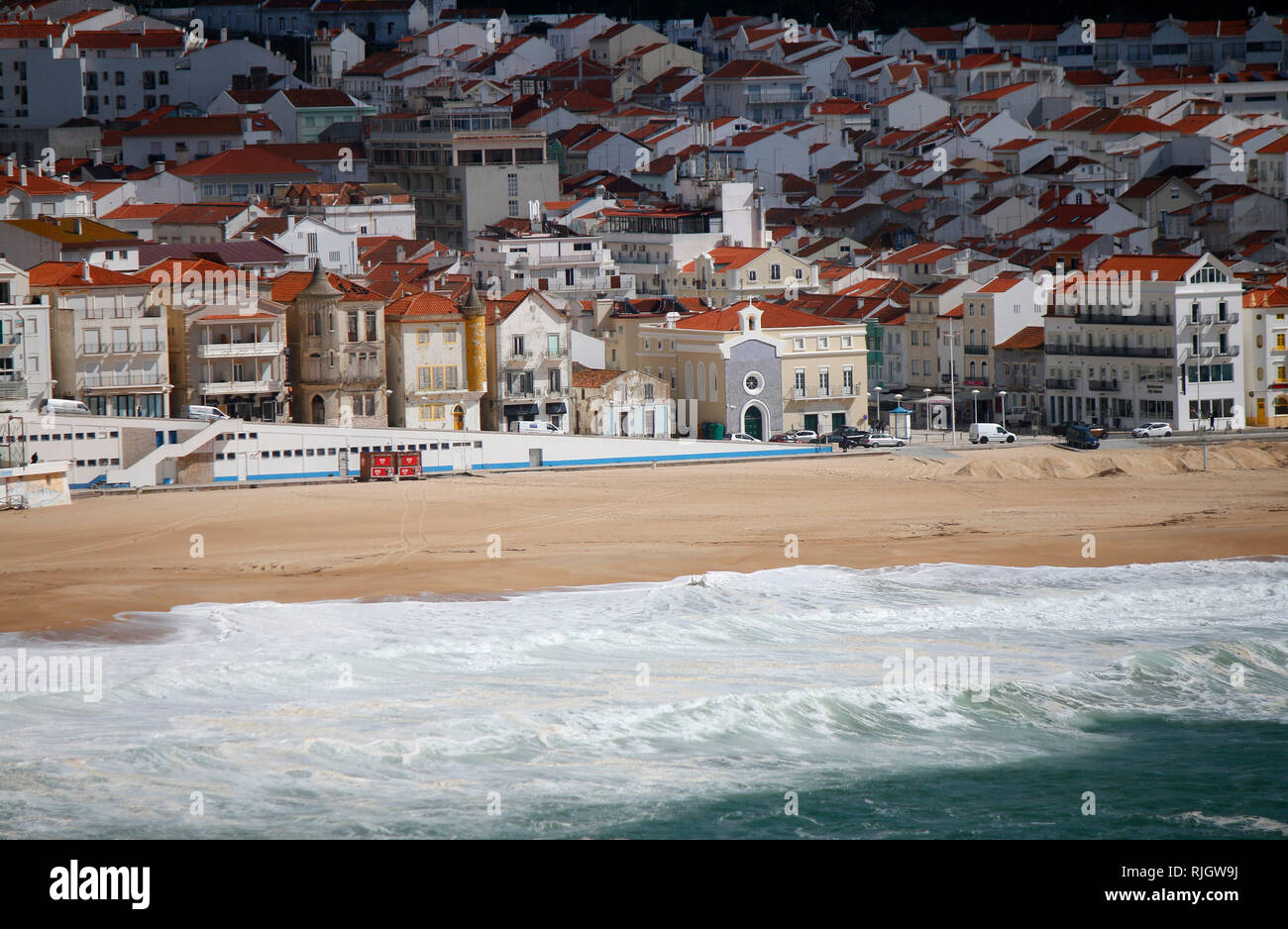 Luftbild: Skyline und Strand von Nazare, Portugal Stock Photo - Alamy