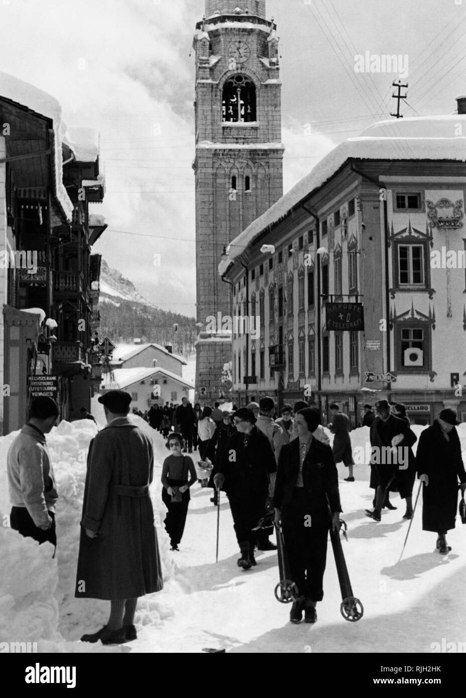 Cortina italy corso Black and White Stock Photos & Images - Alamy