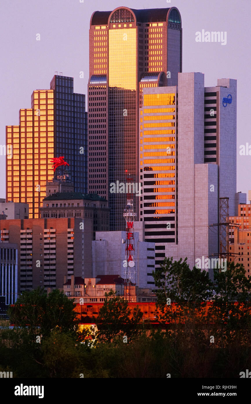 Skyscrapers in Downtown Dallas Stock Photo - Alamy