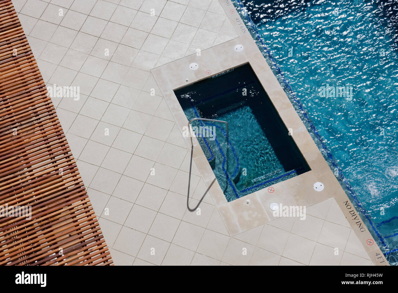 No diving hot tub hi-res stock photography and images - Alamy