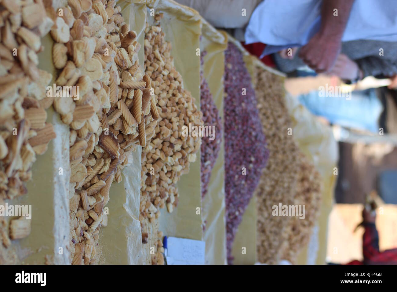 Moroccan biscuits in market Stock Photo - Alamy