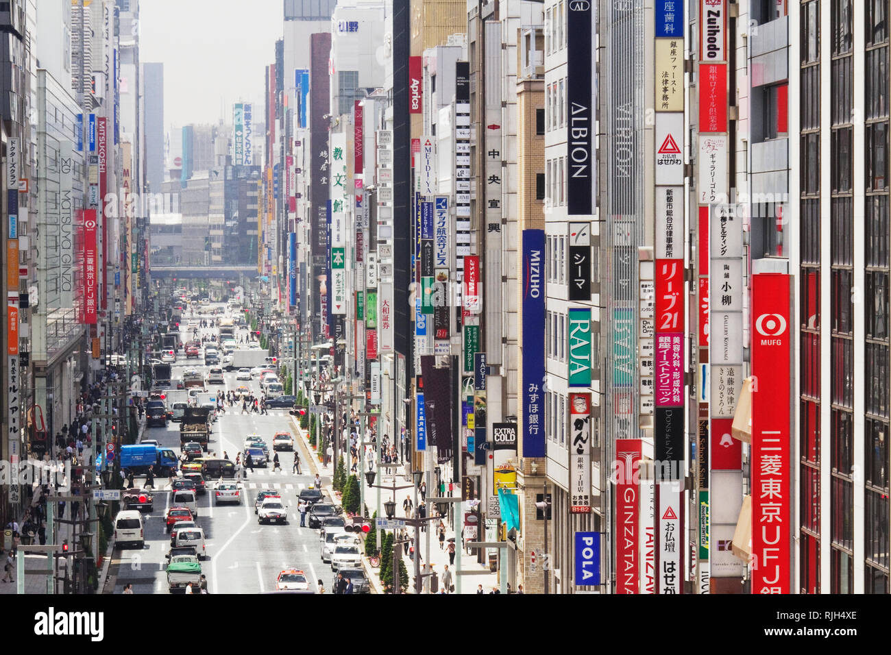 Traffic congestion in tokyo, japan hi-res stock photography and images ...