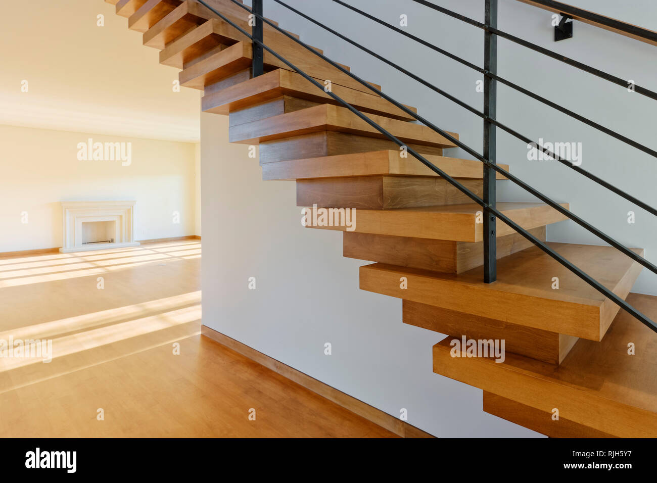 Modern Wood Staircase Stock Photo - Alamy