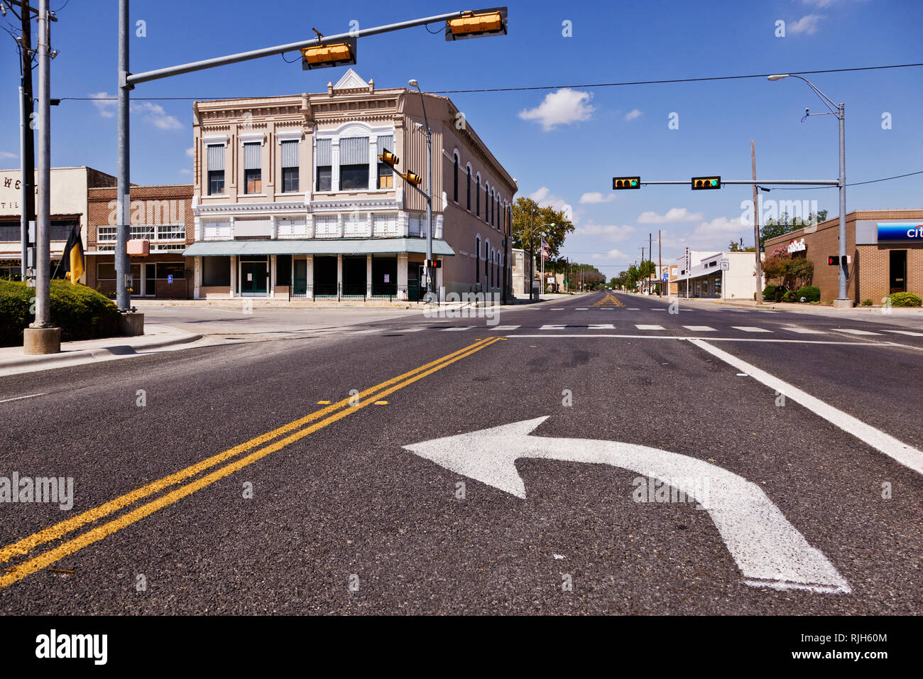 Traffic signs intersection town usa hi-res stock photography and images ...