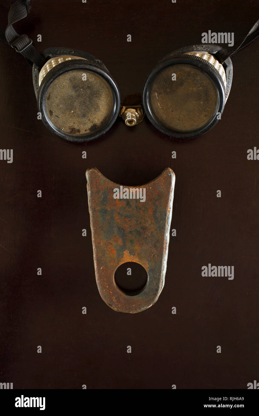 Old object hi-res stock photography and images - Alamy