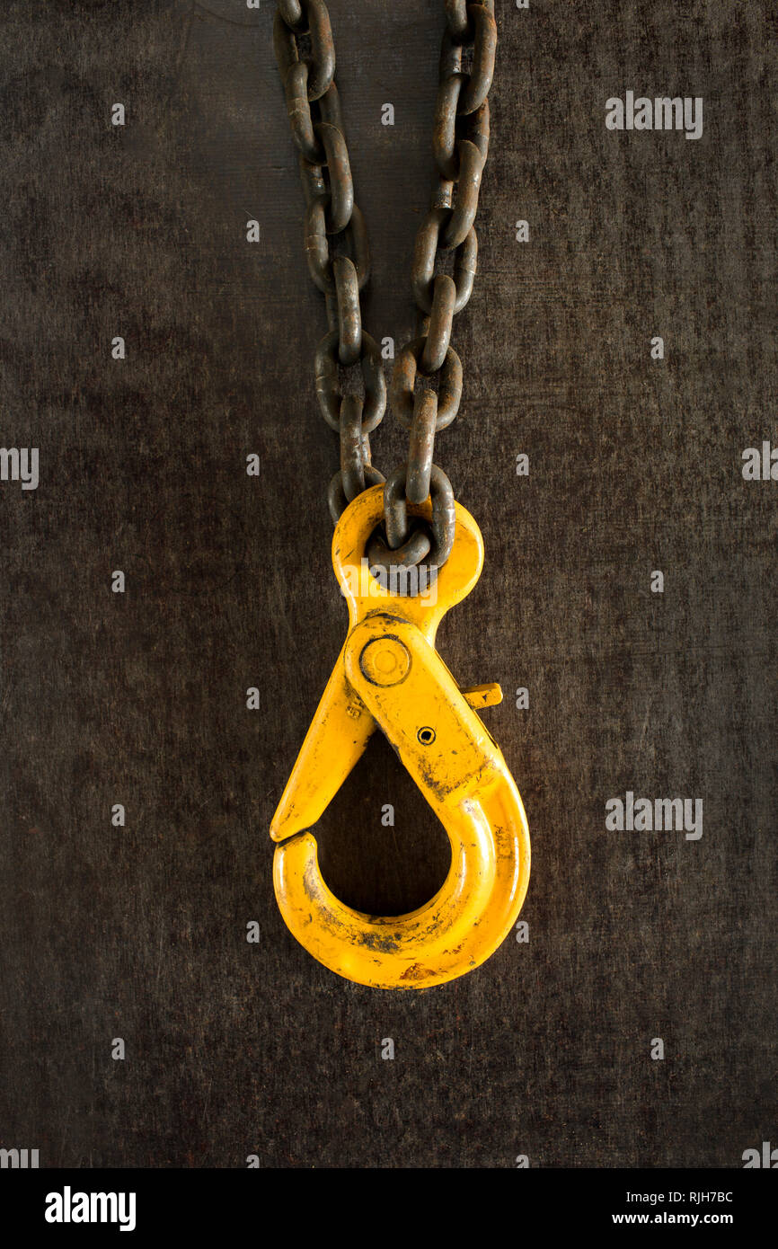 Chain hook hi-res stock photography and images - Alamy