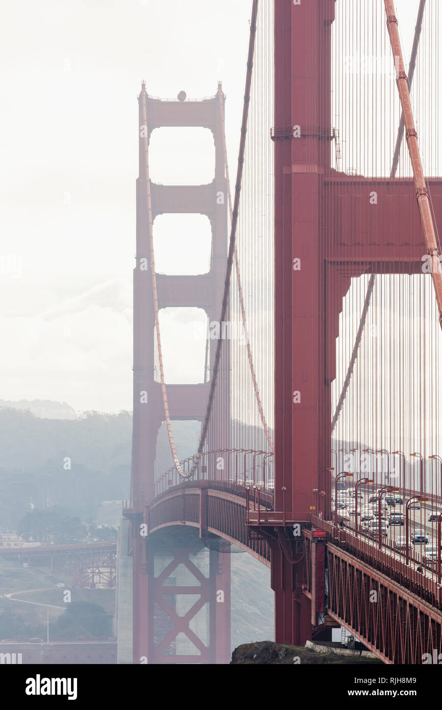 Building the golden gate bridge hi-res stock photography and images - Alamy