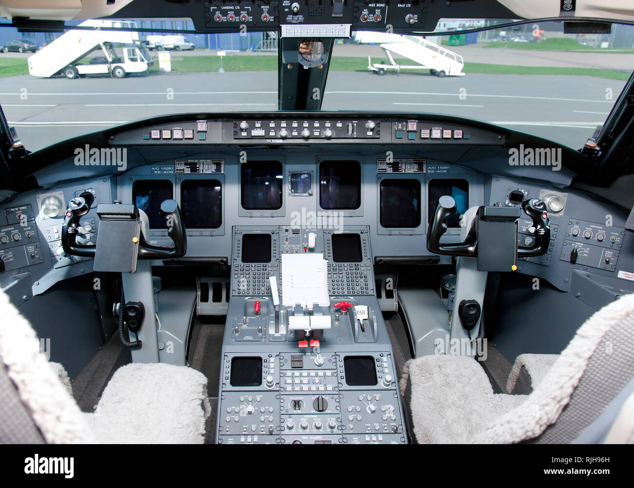 Jet Airplane Cockpit Stock Photo - Alamy