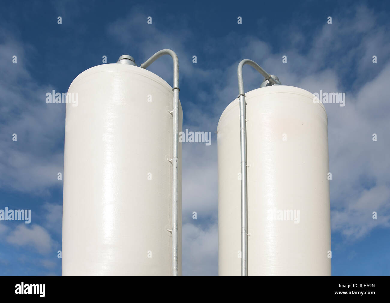 Cattle Feeding Tanks Stock Photo - Alamy